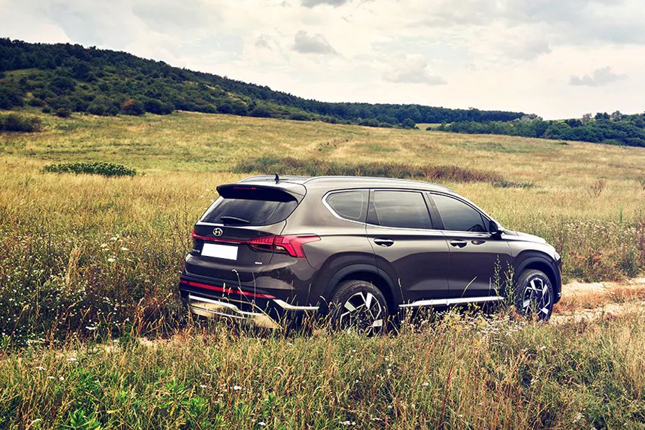 Hyundai Santa Fe 2023 Price Philippines, Specs & November Promos
