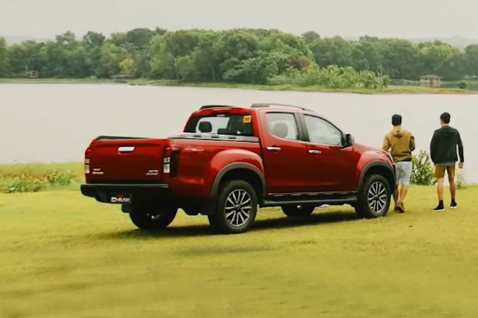 Isuzu D-Max 2021 Interior & Exterior Images, Colors & Video Gallery ...
