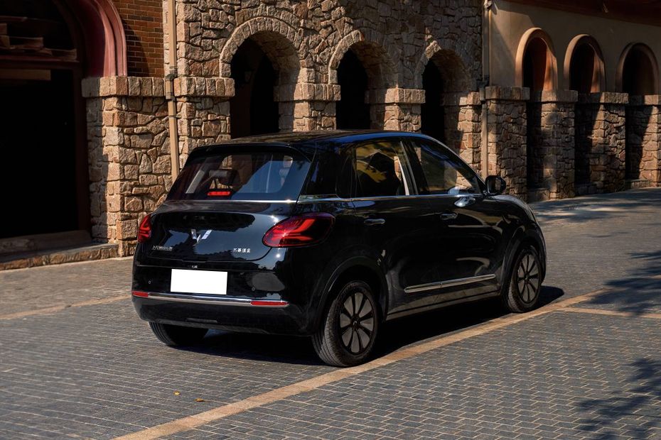 Wuling Bingo 203 Km Price and Review | Zigwheels