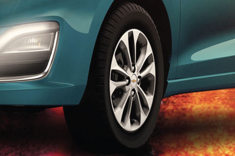 Chevrolet Spark 1.4L LTZ Premier CVT 2022 Specs & Price in Philippines