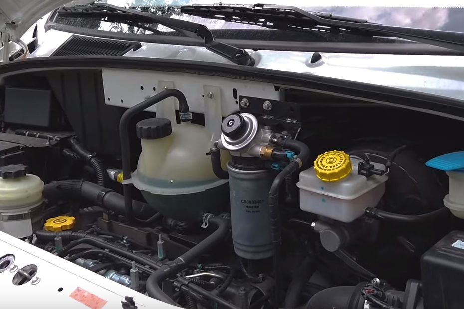 Maxus V80 2020 Interior & Exterior Images - V80 2020 Pictures