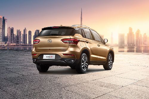 Changan CS35 Plus vs GAC GS4 Comparison | Zigwheels Philippines