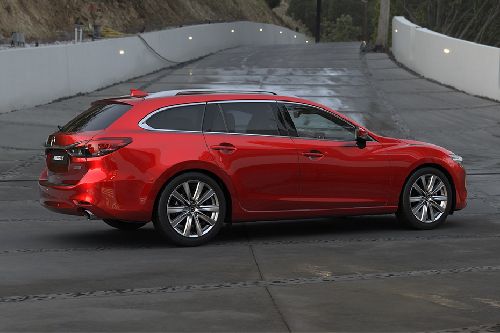 Mazda 6 Wagon: First impression