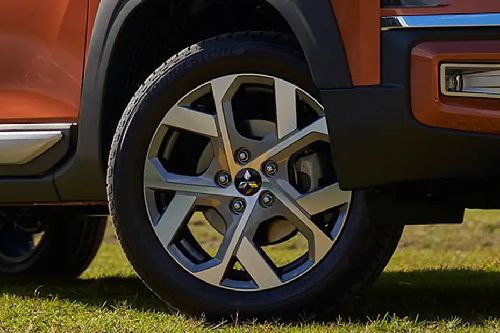The Pros and Cons of Mitsubishi Xpander Cross