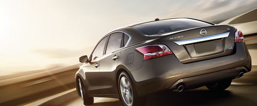 View - 2014 Nissan Altima 0-60 MPH Review: So why do we test family ...