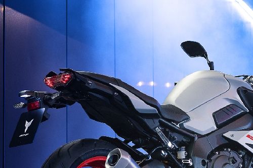 Yamaha MT-10 Standard Price, Specs & Review Philippines