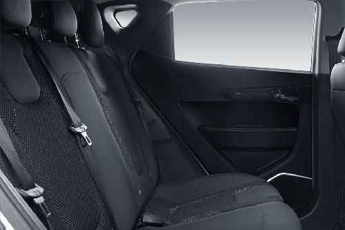 GAC GS3 Emzoom 2024 Interior & Exterior Images - GS3 Emzoom 2024 Pictures