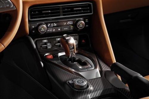 Nissan updates R35 GT-R with facelift, new technologies