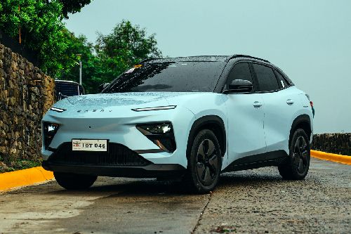 Chery eQ7 vs MG ZS EV Comparison | Zigwheels Philippines